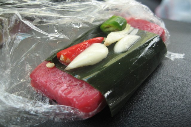 Nem Chua (Pickled Sour Pork Sausage) - TNK Travel