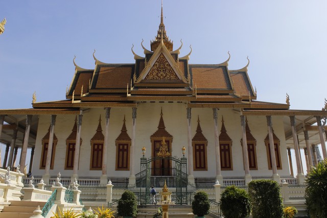 The Royal Palace of Khmer – Phnom Penh (Cambodia) - TNK Travel